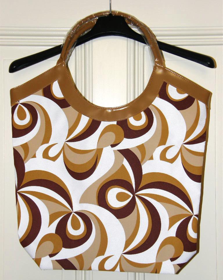 HS classification for “Bags” with bags image tables.